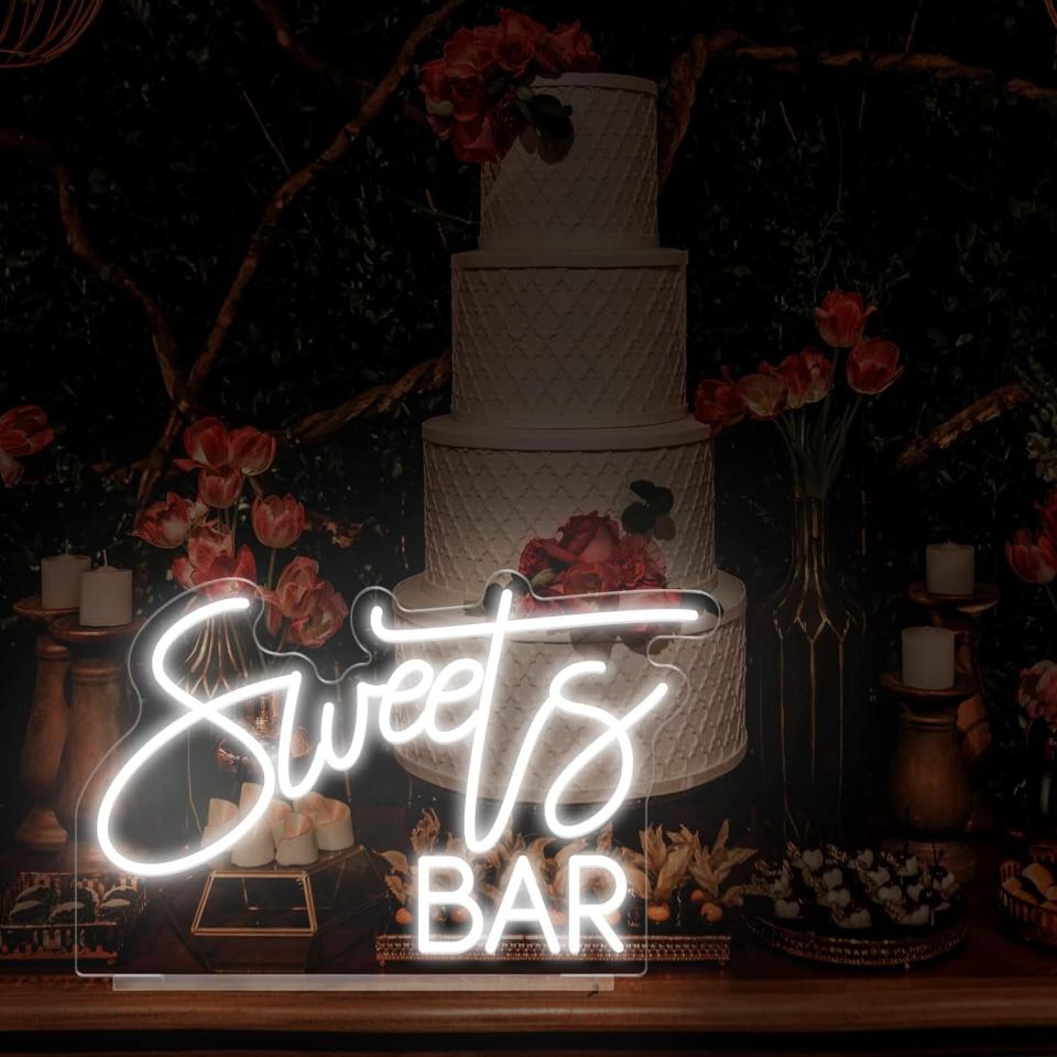 Neon Signs – Ruby Design Event Rentals